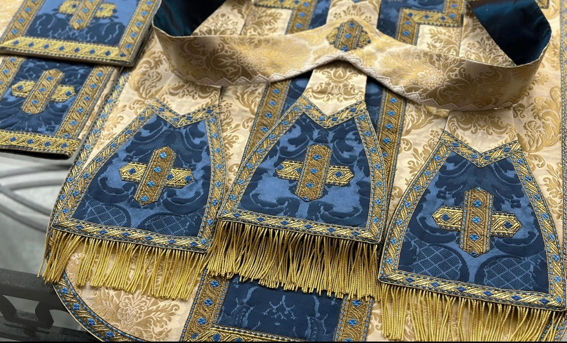 Marian French Set – Sacra Domus Aurea