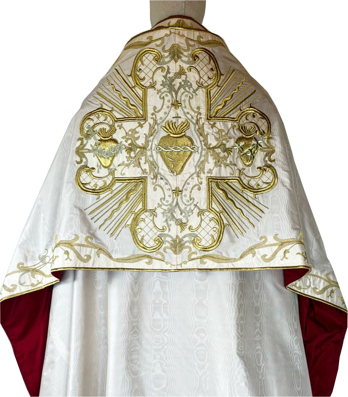 Humeral Veils – Sacra Domus Aurea