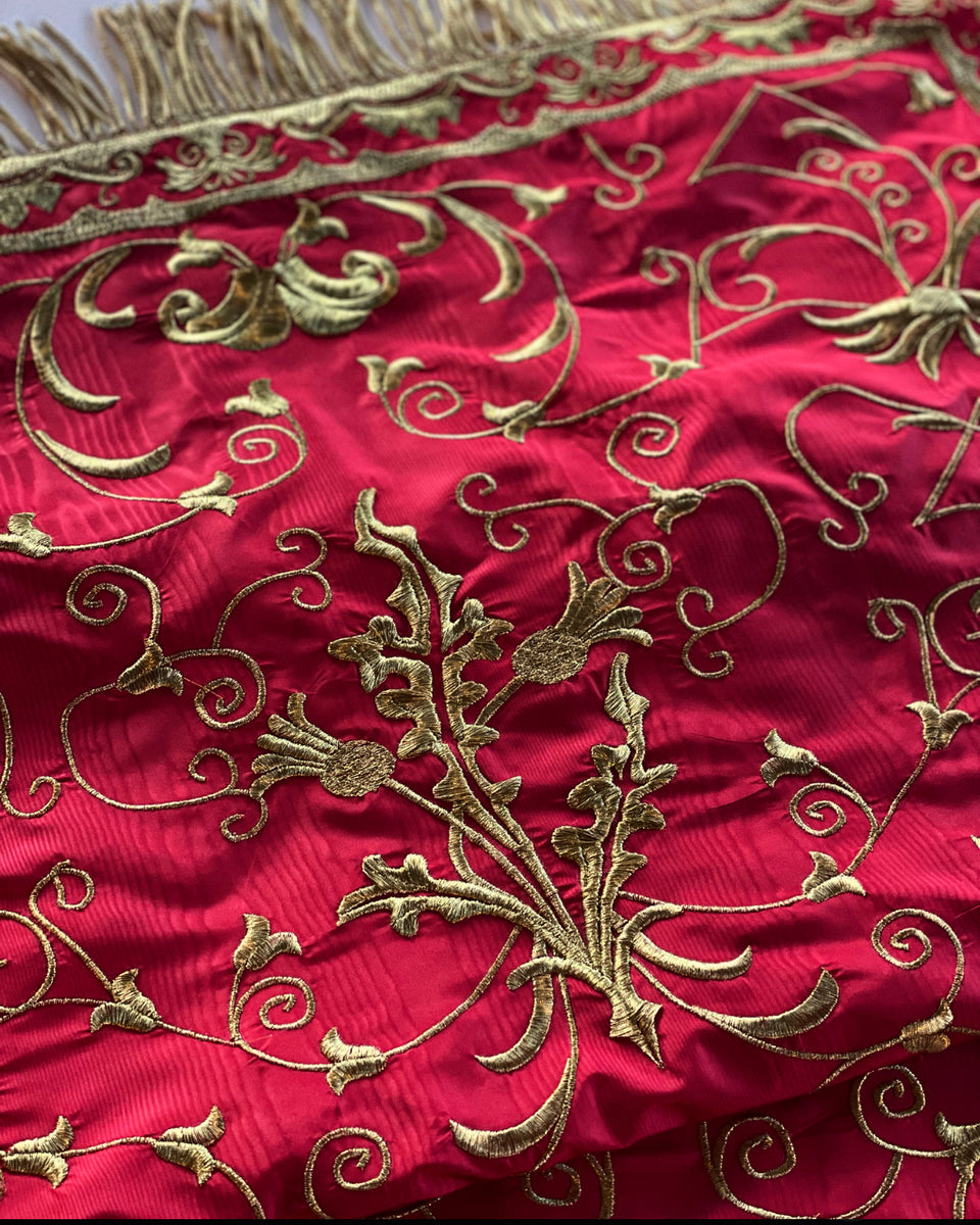 Red Humeral Veil – Sacra Domus Aurea